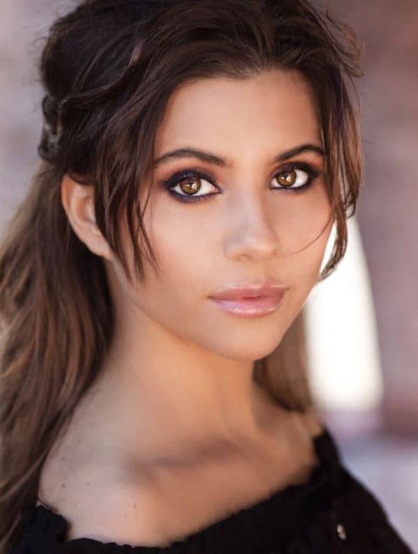 Olivia Stuck engaged, boyfriend, Early life, Parents, Career, Net Worth