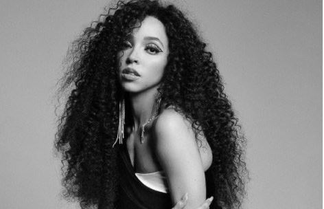 What is an American singer Tinashe net worth? Her earnings and career