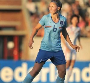 Anouk Hoogendijk wiki, relationship, career, net worth