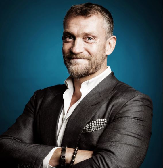 Icelandic businessman Thor Björgólfur net worth, house, born, spouse
