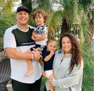 Denver Broncos player Garett Bolles wife, net worth, salary-contract