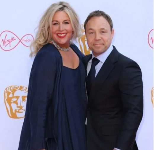 How did Stephen Graham meet his wife Hannah Walters? Net worth