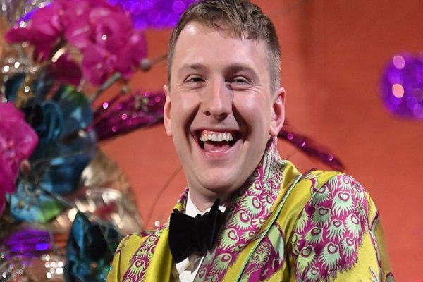 How much is Joe Lycett net worth? girlfriend, bio/wiki