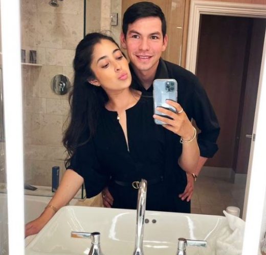 Mexican footballer Hirving Lozano net worth & salary: wife, married