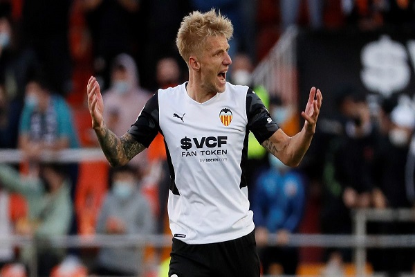Who is Daniel Wass's wife Mie Wass? net worth, salary, parents
