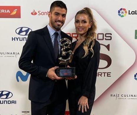 When did Luis Suarez marry his wife Sofia Balbi? Kids, family