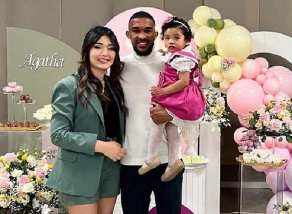 Meet Juventus DF Gleison Bremer wife Deborah Claudino & kids: More ...