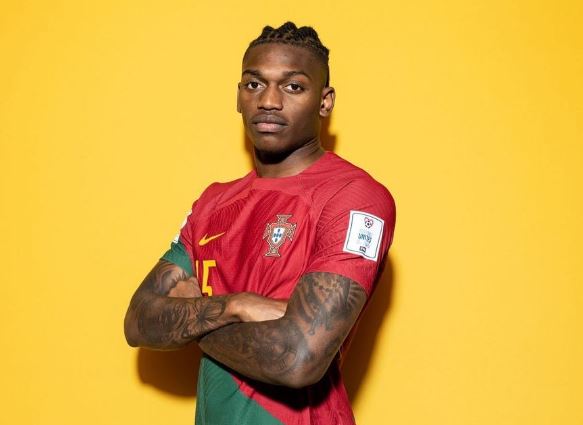 Portuguese star Rafael Leao girlfriend name: dating, shopping