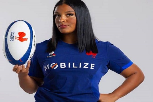 Is Ambre Mwayembe in a romantic relationship? parents, net worth