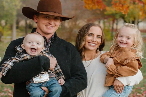 Levi, the 3-year-old son of rodeo star Spencer Wright, dies