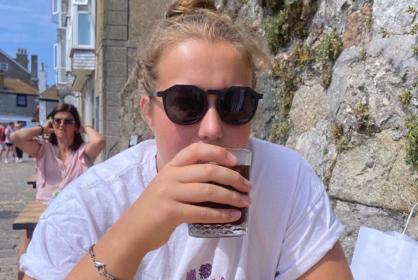 Morwenna Talling: A Rising Star in English Rugby - HollywoodsMagazine