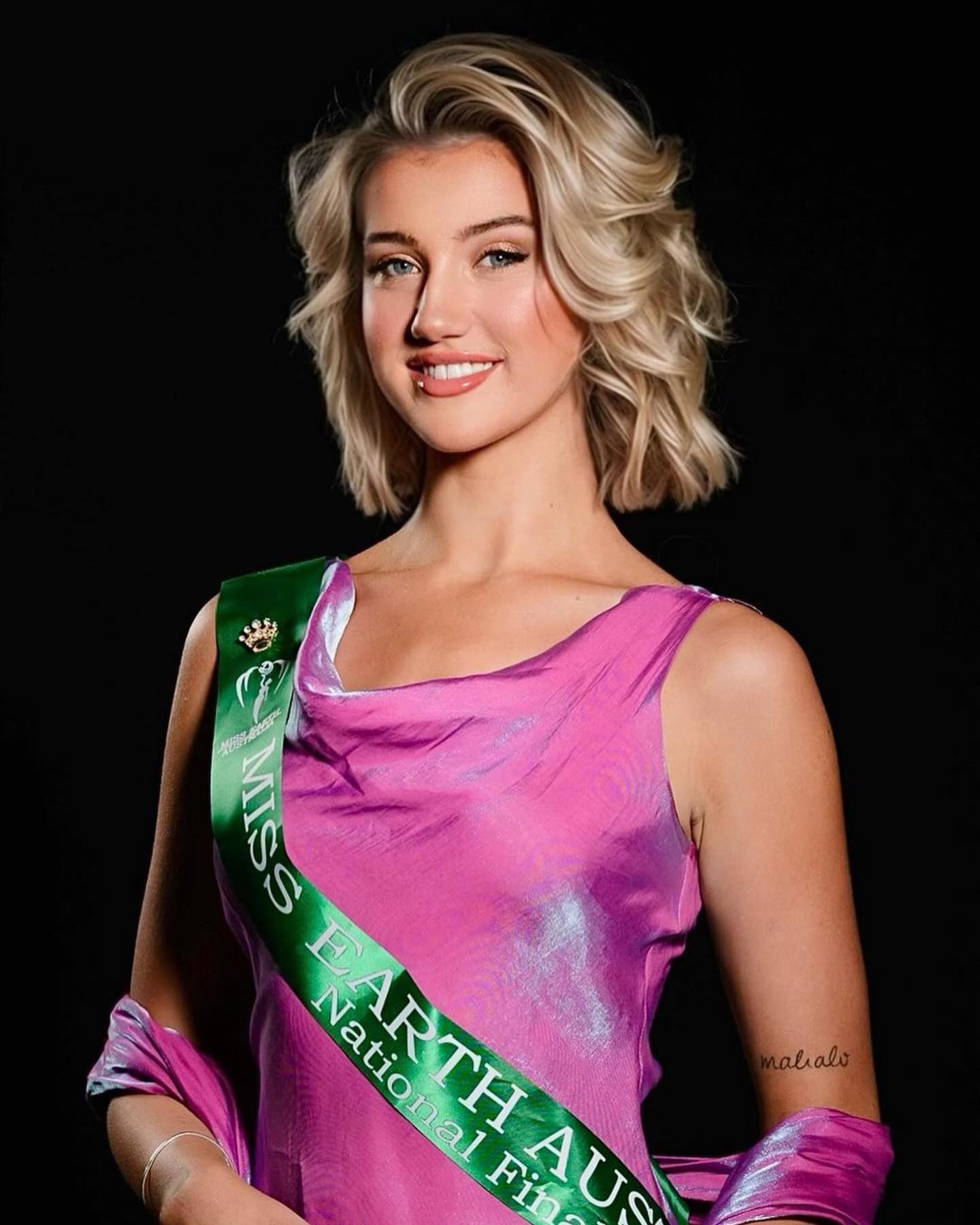 Who is Miss Earth 2024 winner Jessica Lane from Australia ...